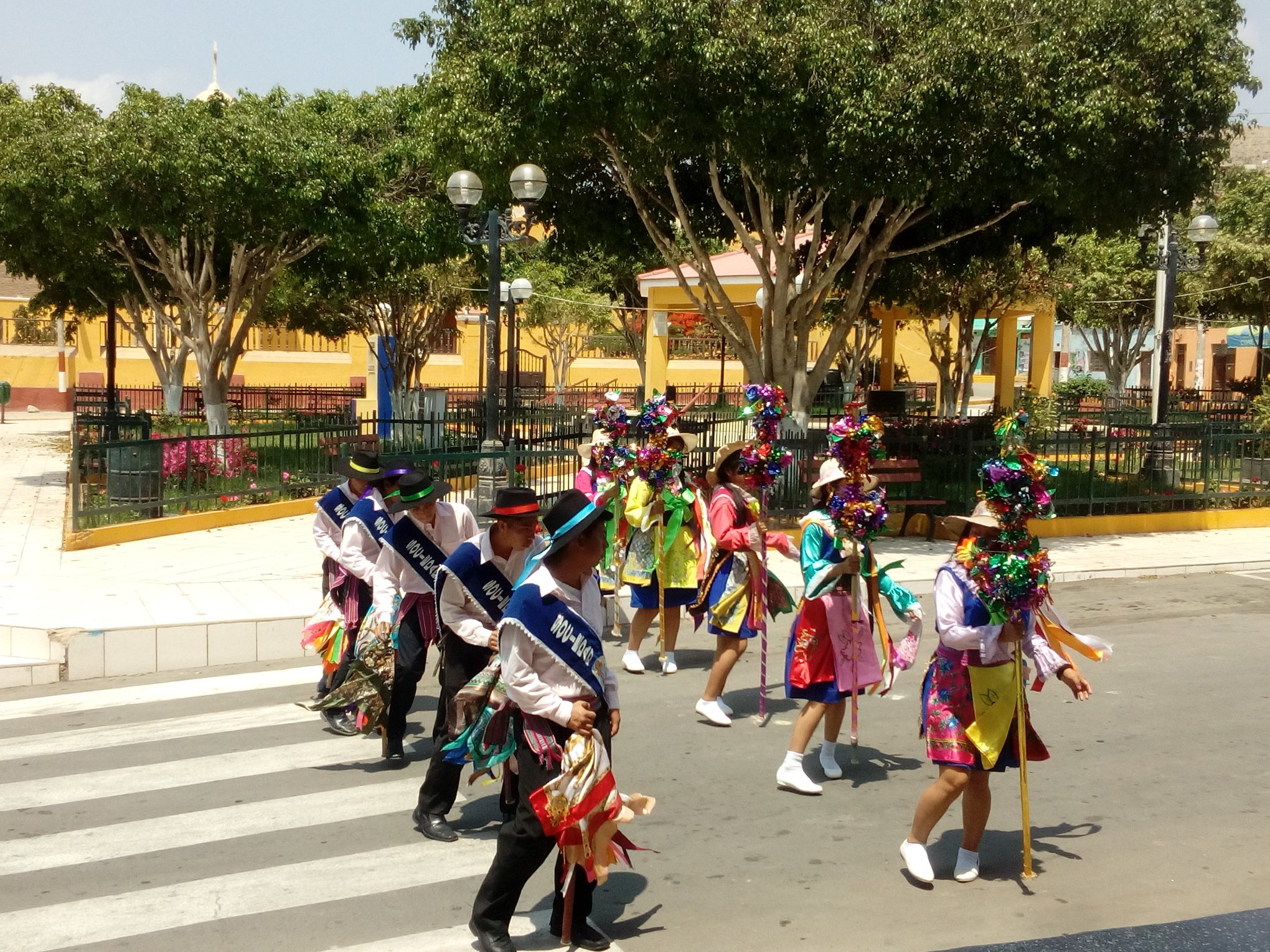 Danza Huañas Y Huaños Del Distrito De Calango - Descubre este lugar ...