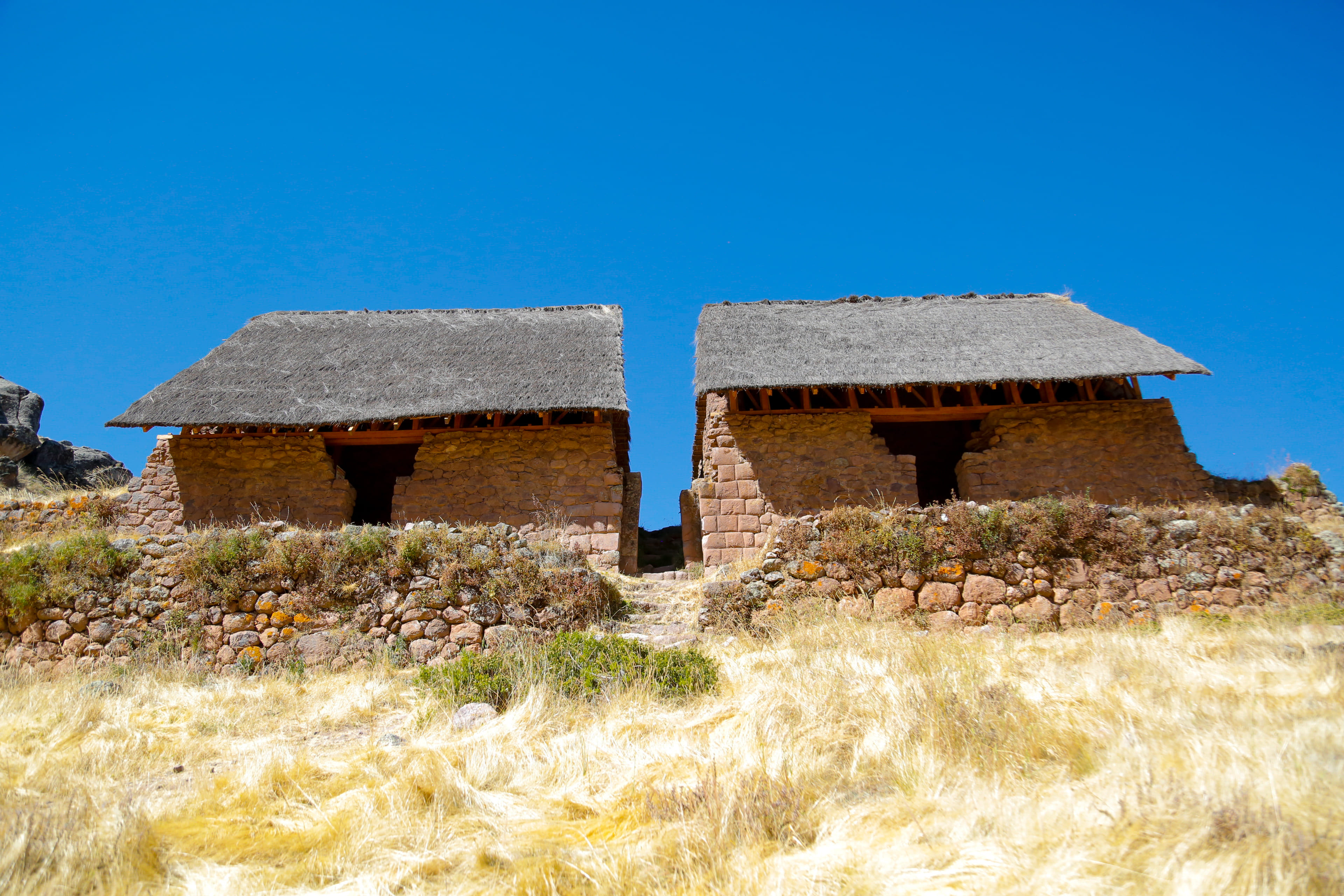 Complejo Arqueológico De Inca Wasi - Descubre este lugar turístico en ...