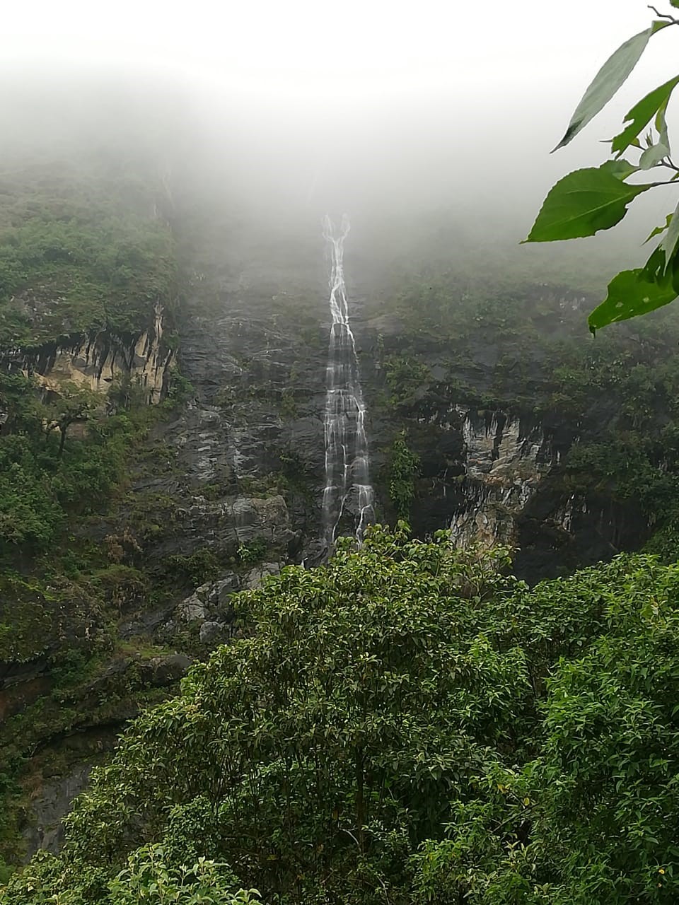 Catarata De Chorro Blanco - Descubre este lugar turístico en CANCHAQUE ...